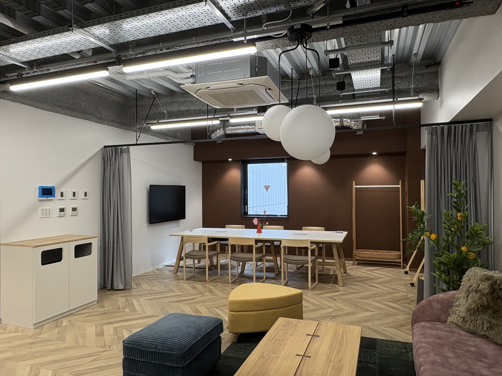 新橋駅徒歩1分！コミュニケーションが生まれるオープンなセットアップオフィス - Value Office バリューオフィス