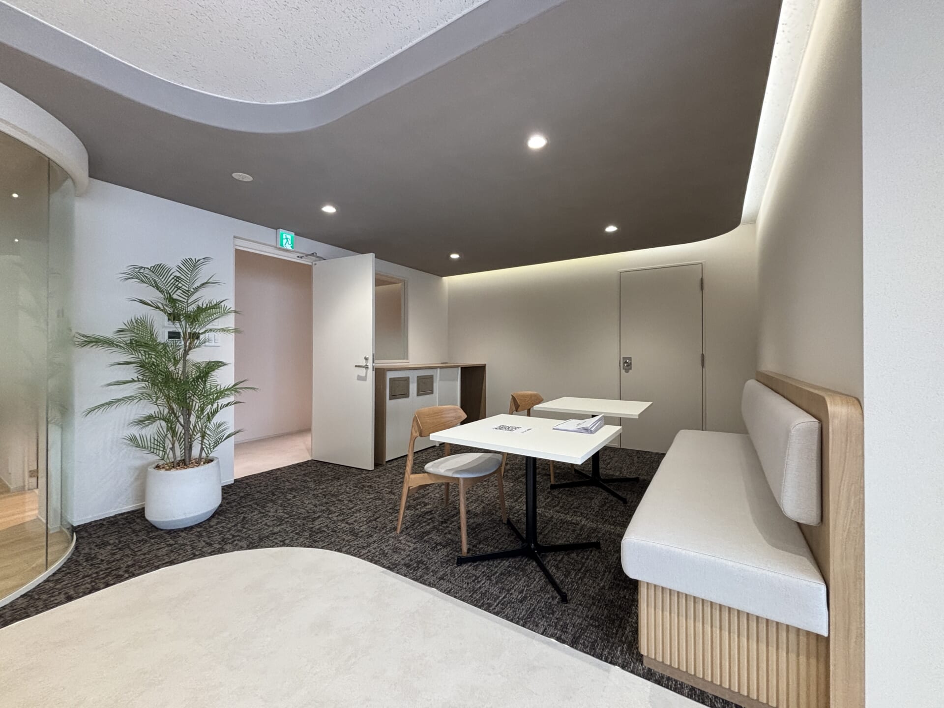 新宿駅からすぐ！家具付き＋デザイン空間のセットアップオフィス - Value Office バリューオフィス