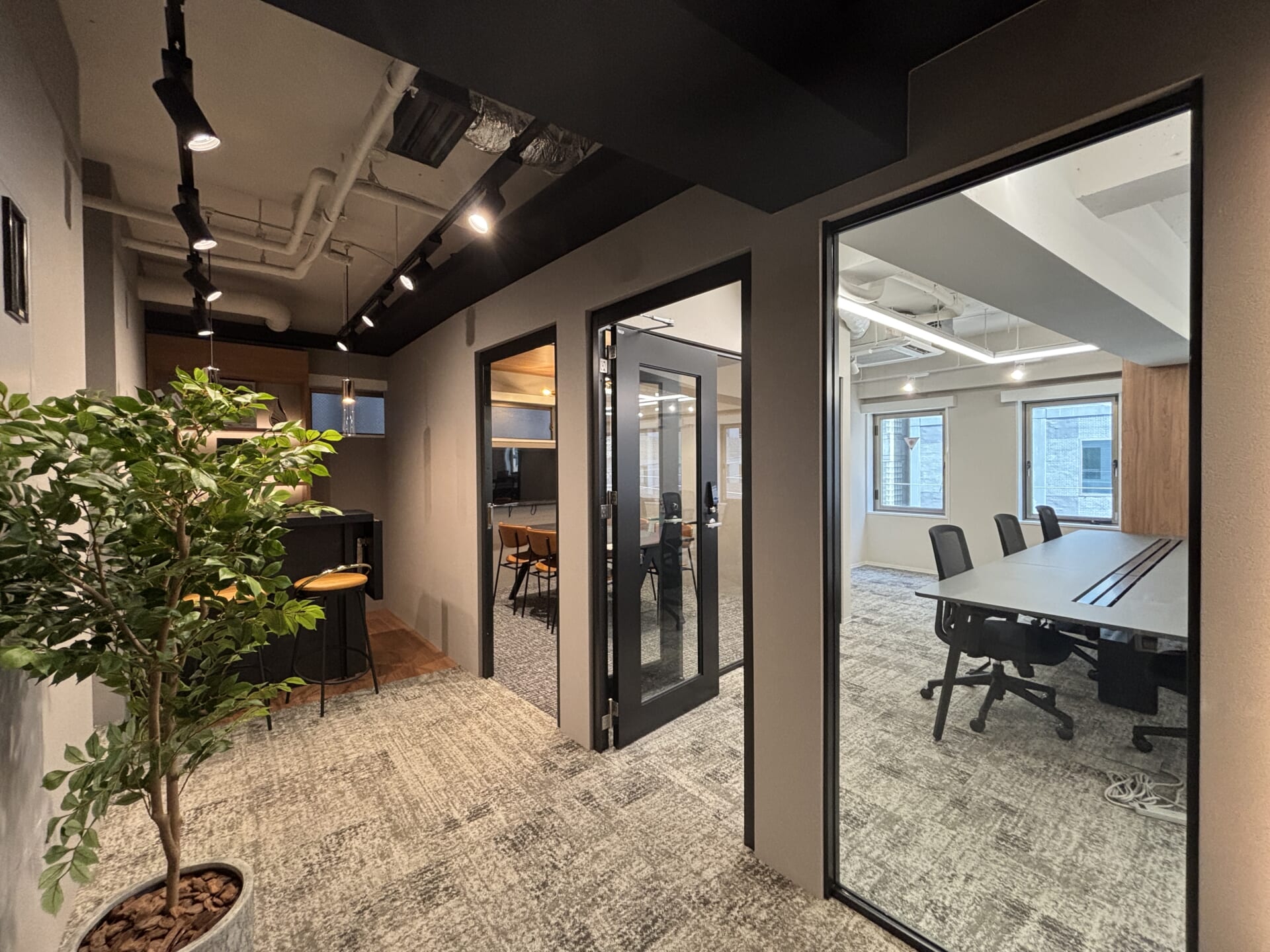 新富町駅徒歩4分！高級感×シックなフルセットアップオフィス - Value Office バリューオフィス