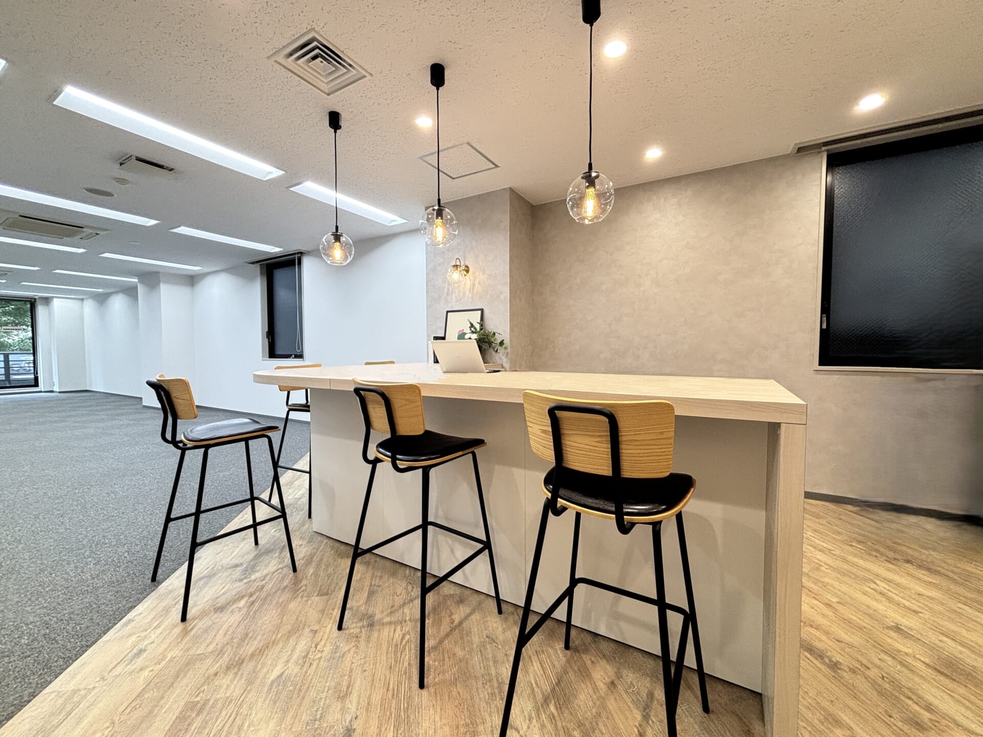 虎ノ門に誕生！シックで高級感を兼ね備えたセットアップオフィス - Value Office バリューオフィス