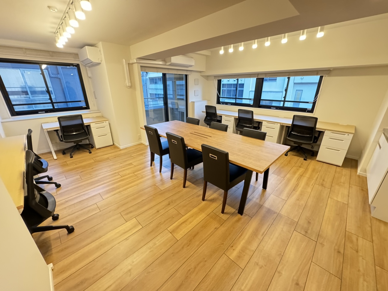 東銀座駅徒歩5分！SOHO利用が可能な少人数向けセットアップオフィス - Value Office バリューオフィス